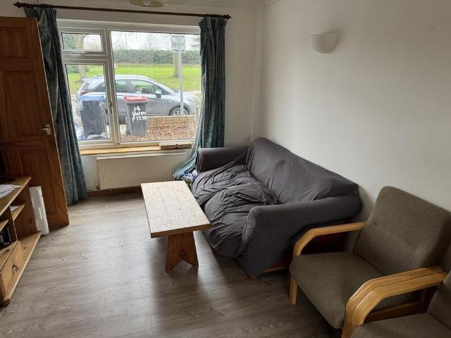 5 bedroom house to rent