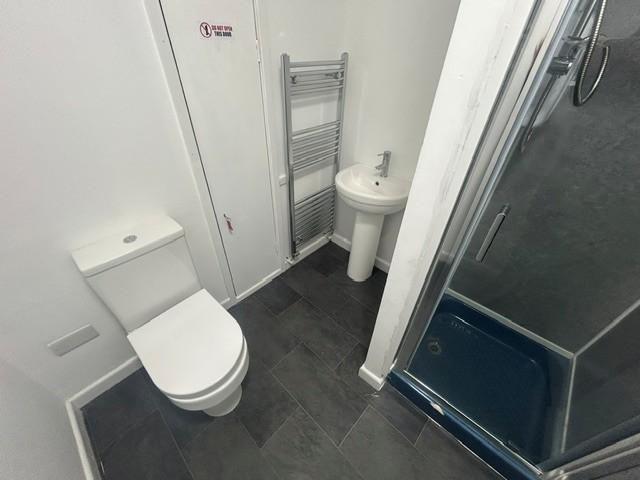 5 bedroom house to rent