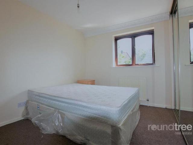 5 bedroom house to rent