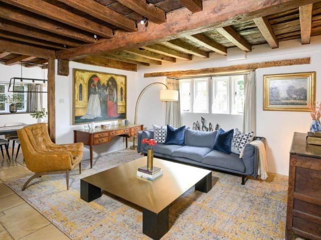 5 bedroom house to rent