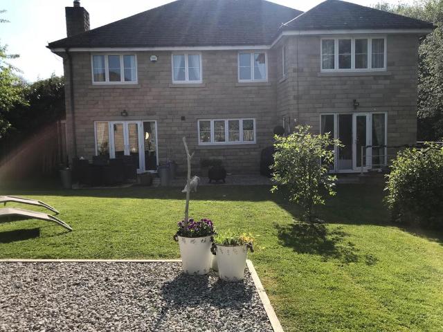 5 bedroom house to rent