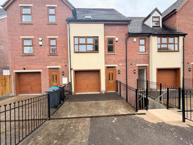 5 bedroom house to rent