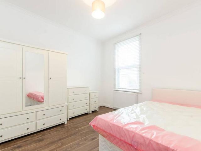 5 bedroom house to rent