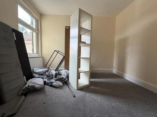 5 bedroom house to rent