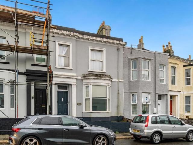5 bedroom house to rent