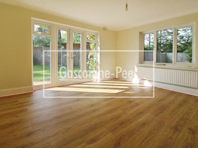 5 bedroom house to rent