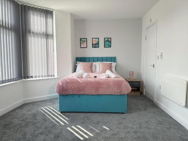 5 bedroom house to rent