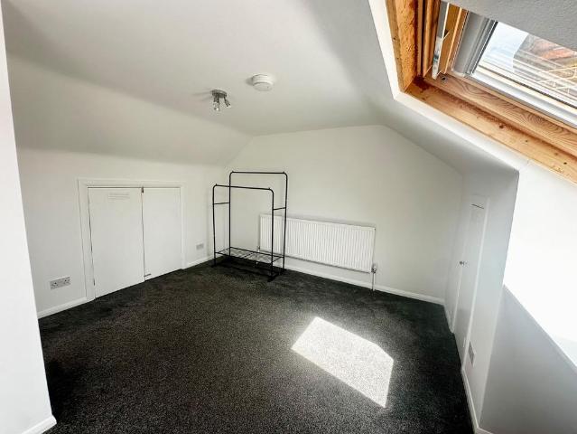 5 bedroom house to rent