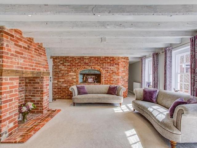 5 bedroom house to rent