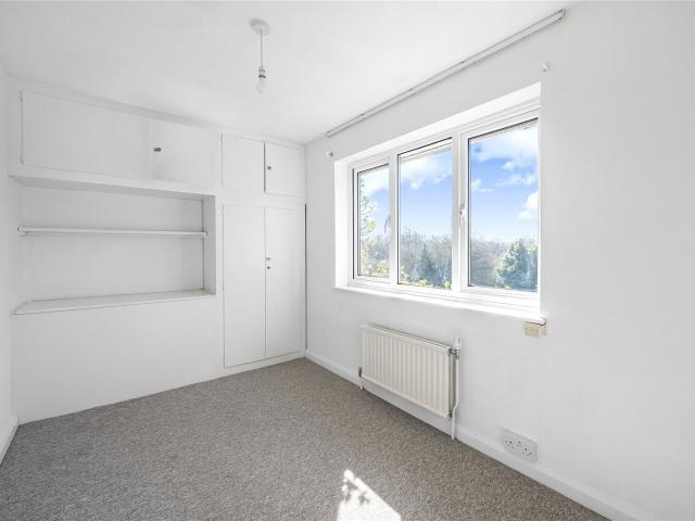 5 bedroom house to rent