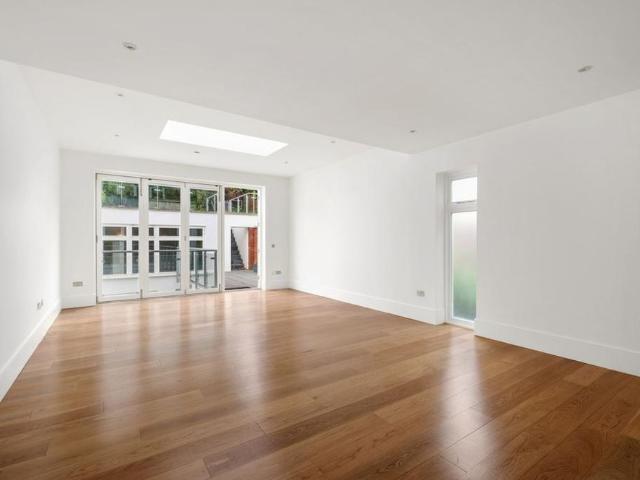 5 bedroom house to rent