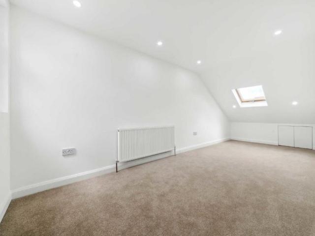 5 bedroom house to rent