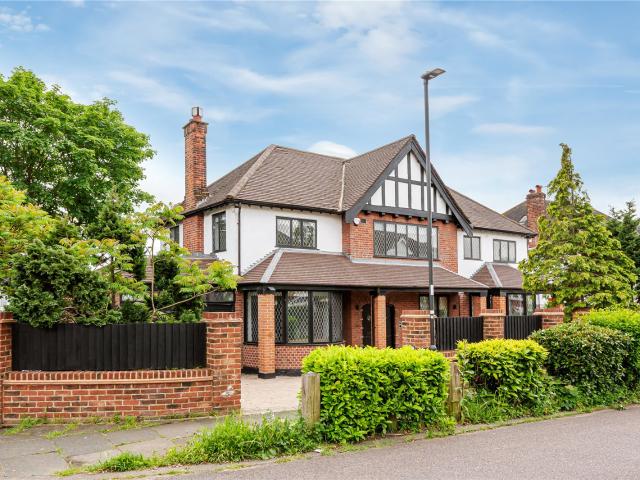 5 bedroom house to rent