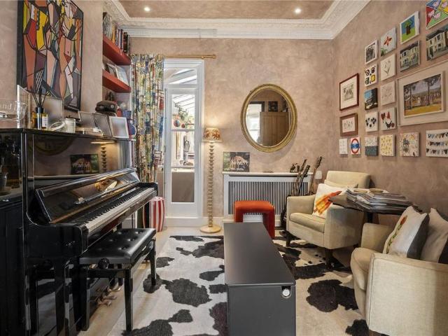5 bedroom house to rent