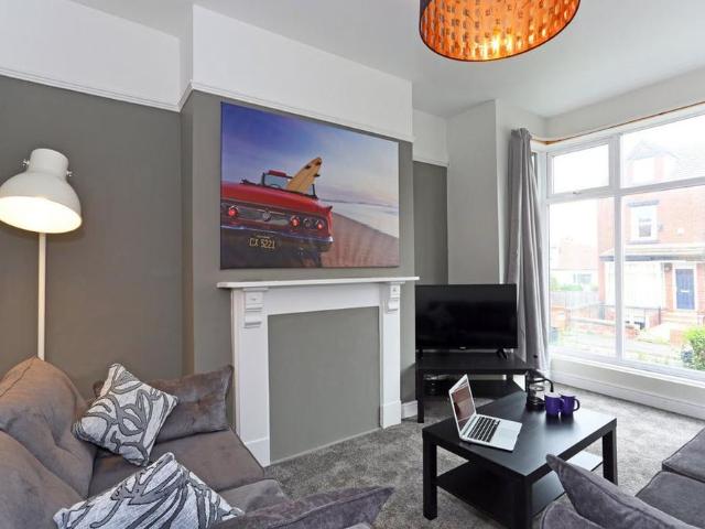 5 bedroom house to rent
