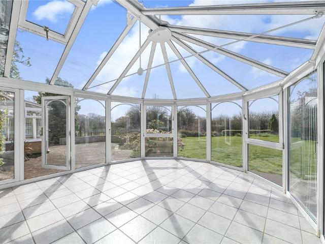 5 bedroom house to rent