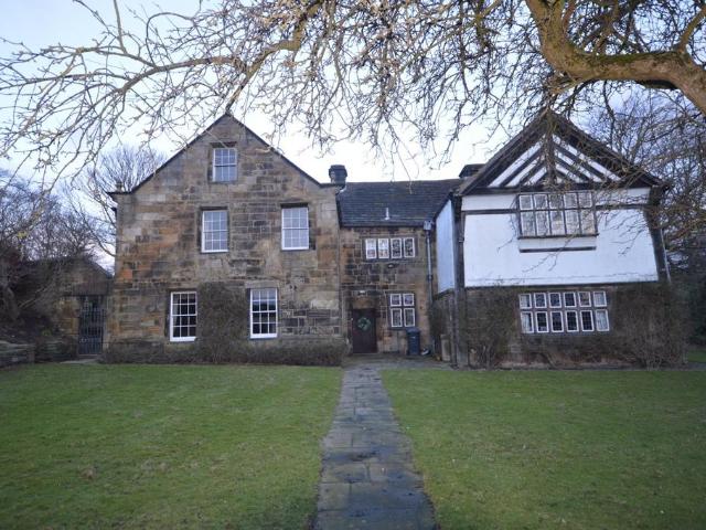 5 bedroom house to rent
