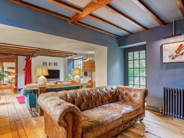 5 bedroom house to rent