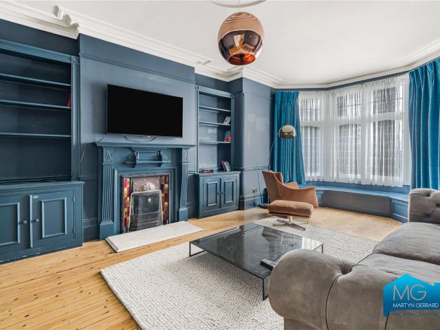 5 bedroom house to rent