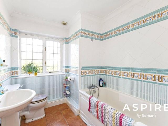 5 bedroom house to rent