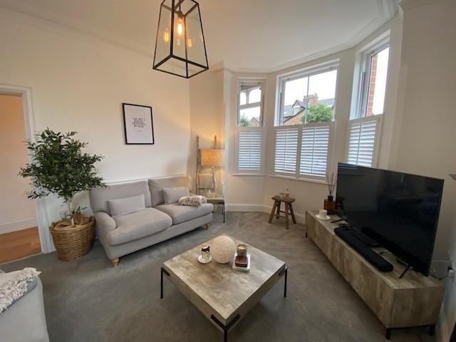5 bedroom house to rent