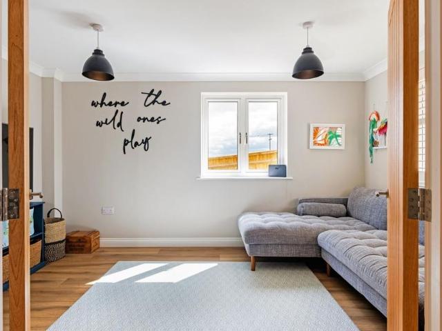 5 bedroom house to rent