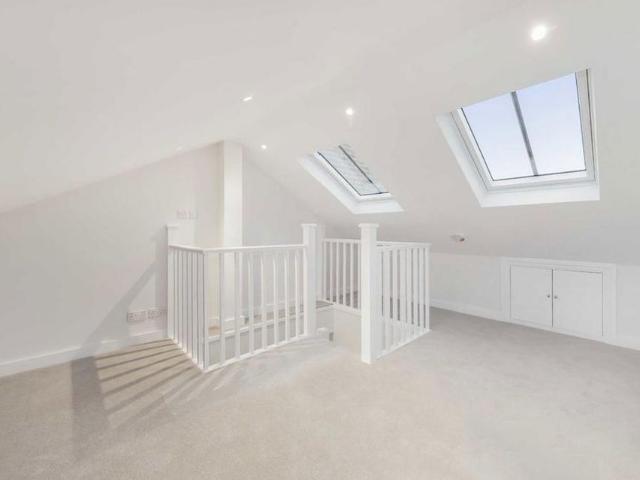 5 bedroom house to rent