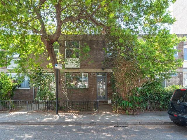 5 bedroom house to rent