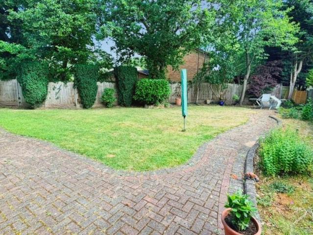 5 bedroom House To Rent