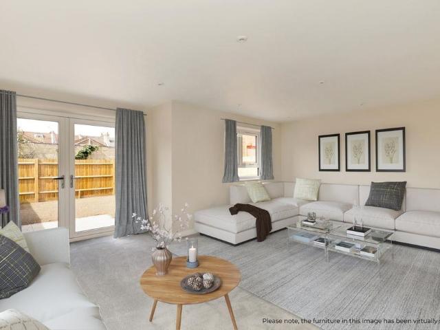 5 bedroom house to rent