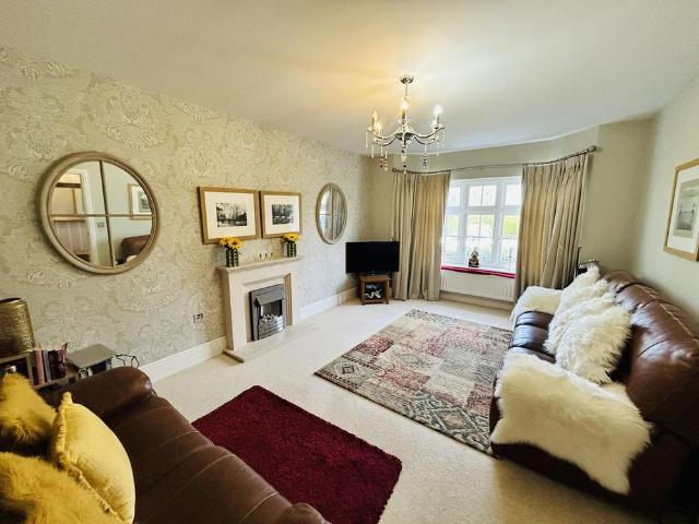 5 bedroom house to rent