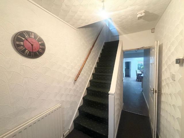 5 bedroom house to rent