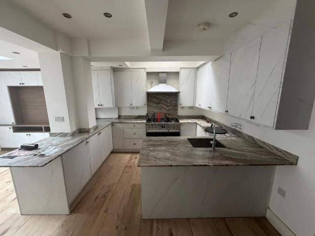 5 bedroom house to rent
