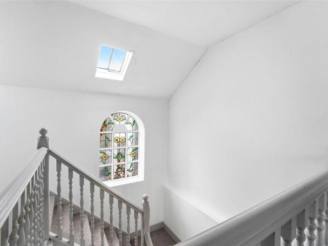 5 bedroom house to rent