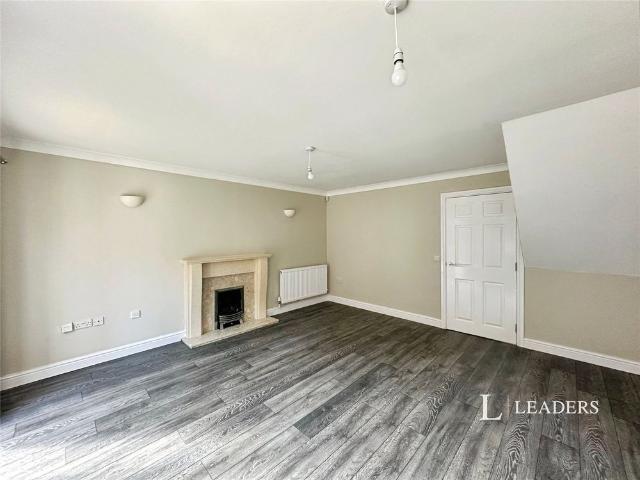 5 bedroom house to rent Wainwright Avenue, Hamilton, Leicester, Leicestershire, LE5