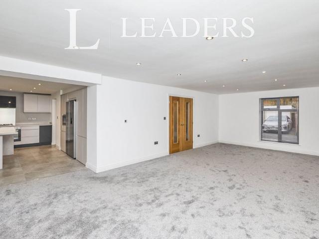 5 bedroom house to rent Cornwall Drive, Long Eaton, Nottingham, NG10