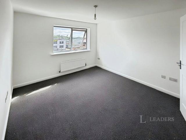 5 bedroom house to rent Falconwood Way, Manchester, M11