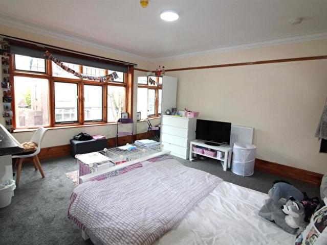 5 Bedroom House To Rent In Trent Boulevard, West Bridgford, Nottingham, NG2
