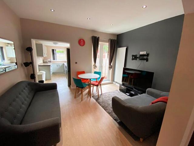 5 Bedroom House To Rent In Marlborough Street, Dunkirk, East Midlands, NG7