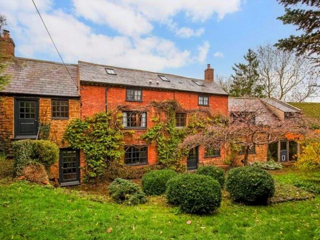 5 Bedroom House To Rent In Middle Lane Balscote, OX15