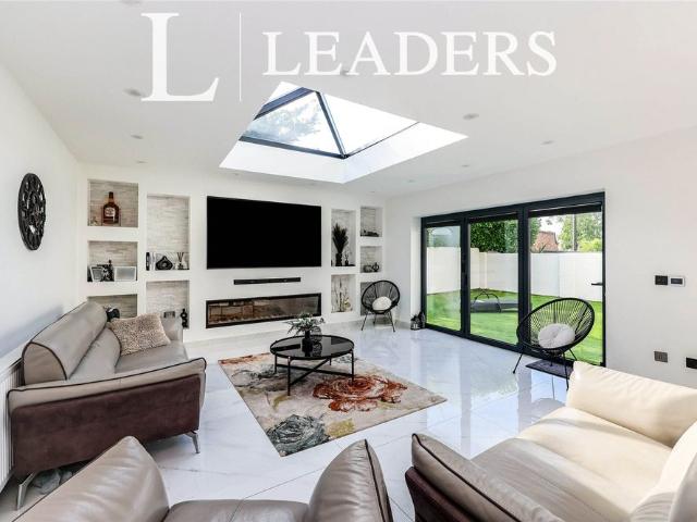 5 bedroom house to rent London Road, Cosham, Portsmouth, Hampshire, PO6