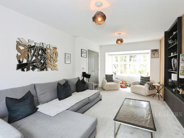 5 bedroom house to rent Morgan Way, Paddock Wood, Tonbridge, Kent, TN12