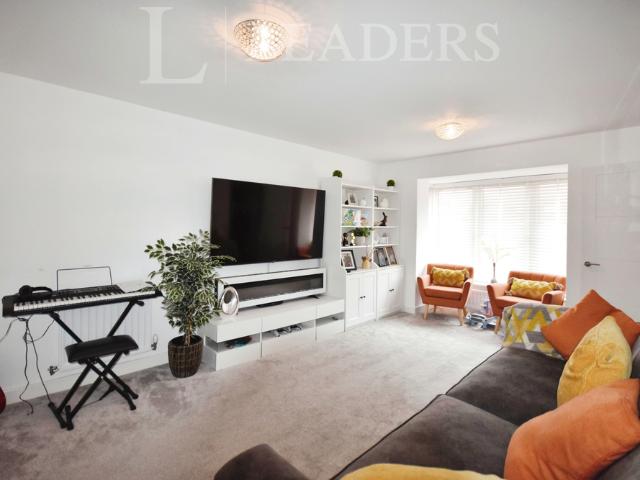 5 bedroom house to rent Poppy Way, Kirby Cross, Frinton on Sea, CO13