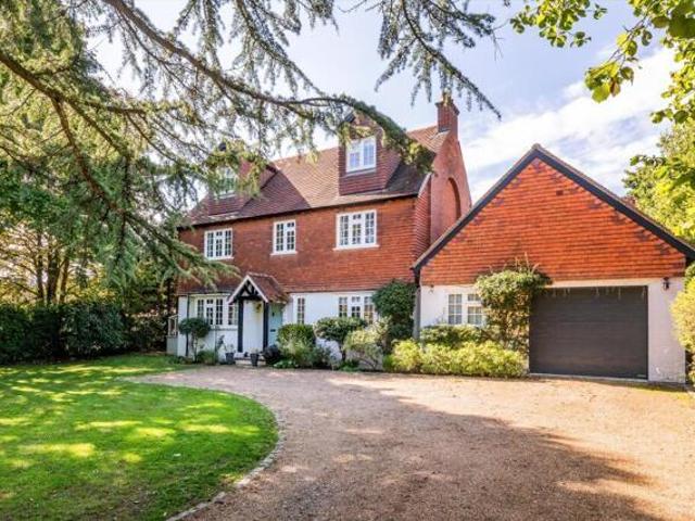 5 Bedroom House Tonbridge Kent LS101100180