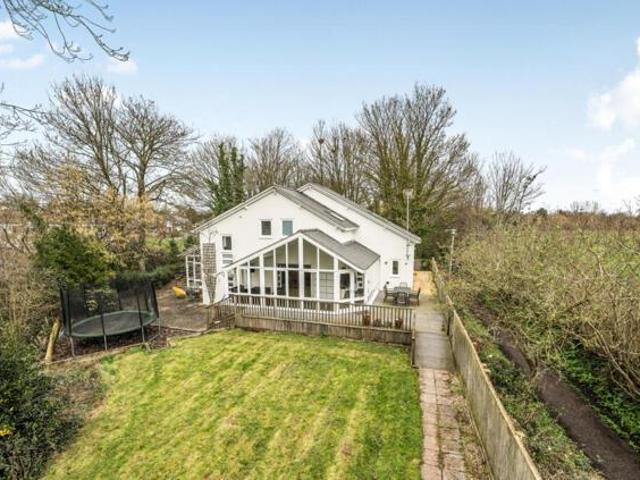 5 Bedroom House Taunton Somerset LS99926390