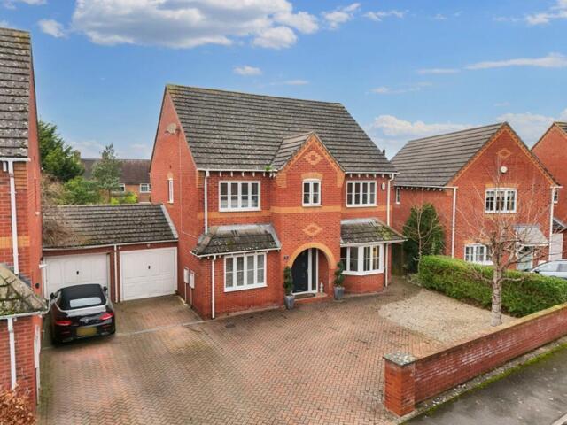 5 Bedroom House Telford Telford And Wrekin 99092384