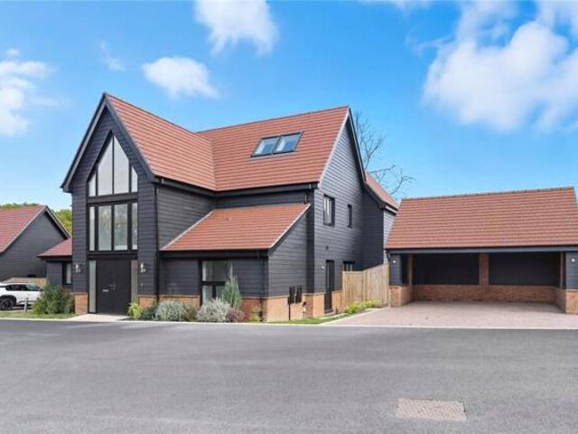 5 Bedroom House Thaxted Essex LS99688523