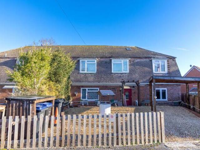 5 Bedroom House Tidworth Hampshire 99437149