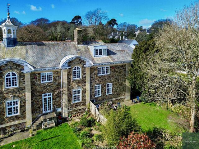 5 Bedroom House Truro Cornwall 100263124