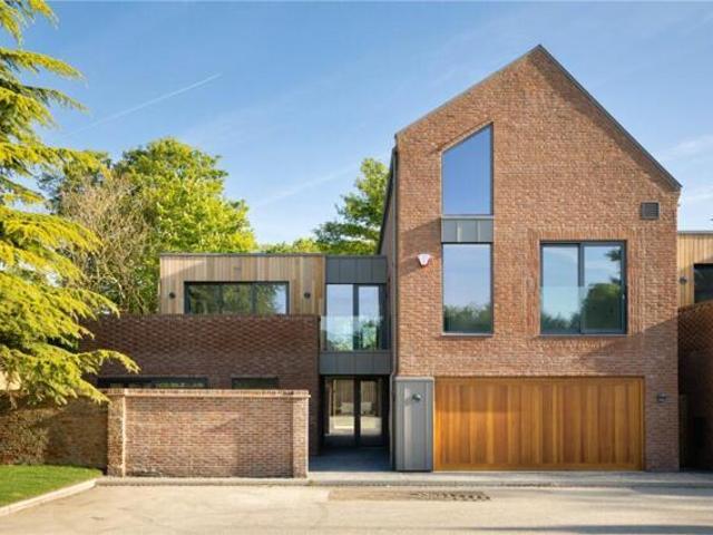 5 Bedroom House York York LS98801061